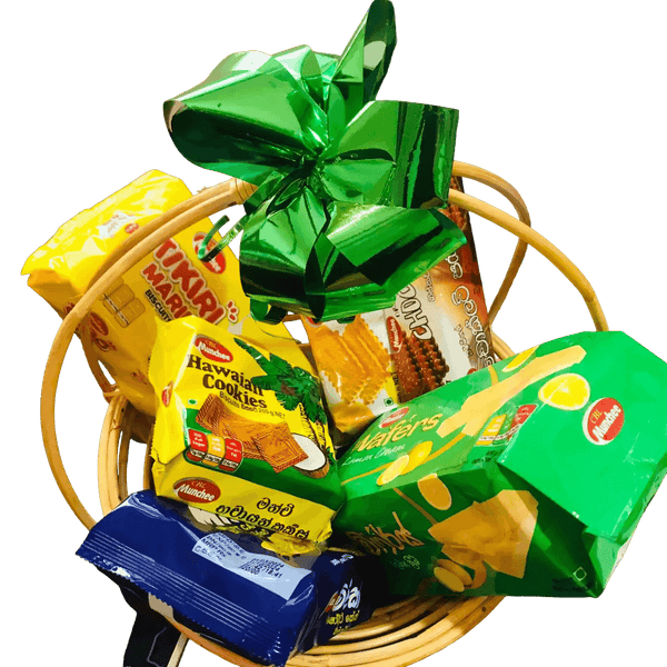 Crunchy Munchies Basket by YaluYalu